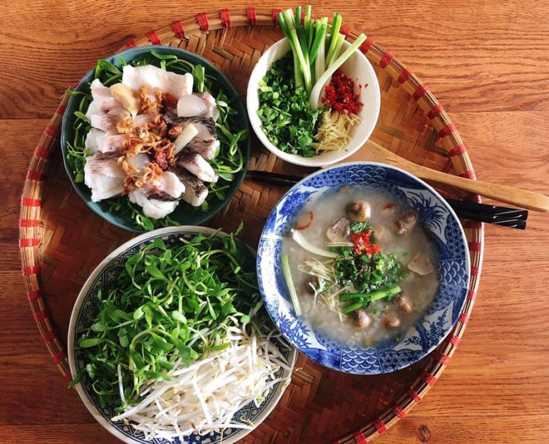 Cách Nấu Cháo Cá Lóc Nấm Rơm Rau Thơm Ngon Đơn Giản Tại Nhà